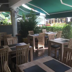 Cafe De Paris Hotel Patong, Patong Best Rates & Deals on guests-house.com